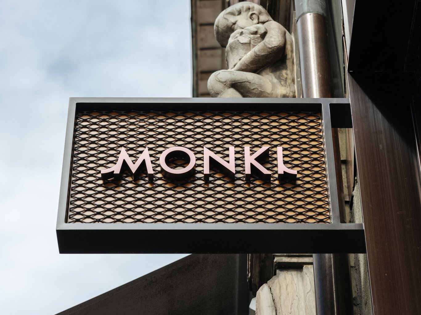 Fast ausverkauft: Den schönsten Cardigan-Trend für den Frühling 2025 findest du bei Monki